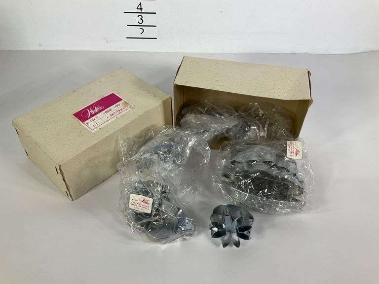 Set of Wilton Metal Cookie Cutters in Original Packaging - Hash Auctions