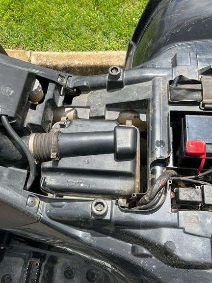 Suzuki Vinson QuadRunner 500 4×4 ATV - Hash Auctions