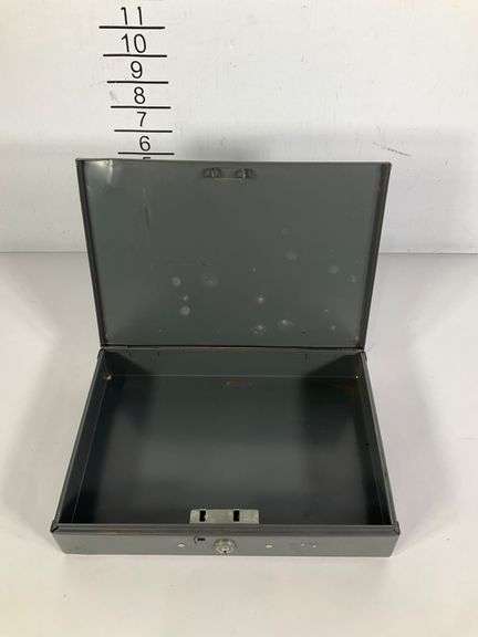 Metal Cash Box with Compartments and Locking Mechanism - Hash Auctions