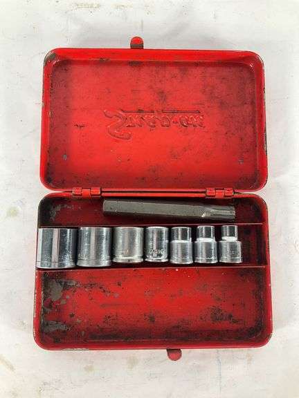 Metal Snap-On Box Containing Assorted Non-Snap-On Sockets - Hash Auctions