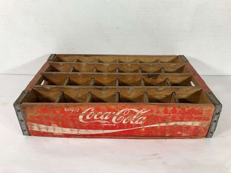 Coca-Cola Branded 24-Slot Beverage Crate, 18×12 - Hash Auctions