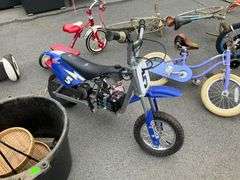 Razor Electric Dirt Bike Model MX350 in Blue with Number Plate - Hash ...