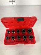 Craftsman 10-Piece Bolt Extractor Set in Red Plastic Case - Hash Auctions