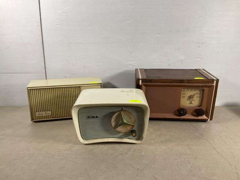 Three Vintage Table Radios: Gilfillan, CBS, and GE Solid State Models ...