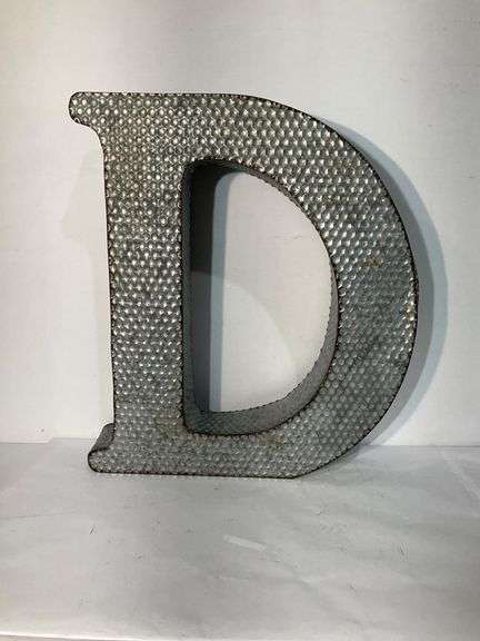 Metal Letter ‘D’ with Textured Hammered Finish, 31.5in Tall - Hash Auctions