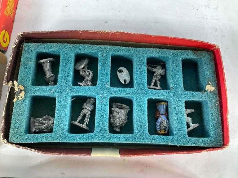 Sets of Grenadier Models Metal Miniature Figures with Boxes - Hash Auctions