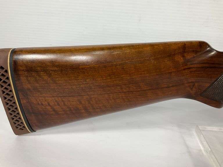 Stevens Model 620A Pump-Action Shotgun, 12 Gauge (FFL BACKGROUND CHECK ...