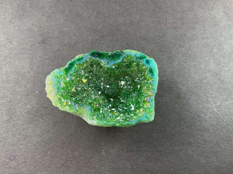 Crystal geode - Hash Auctions