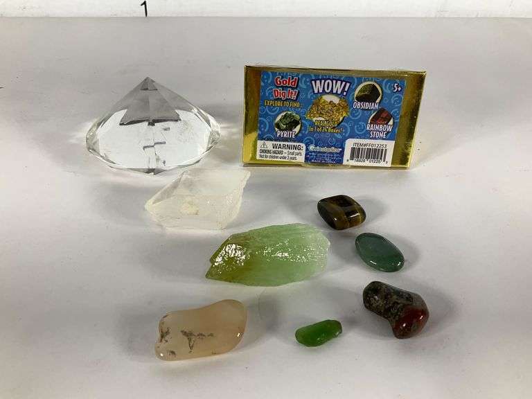 Gold Dig It! Gemstone Kit with Assorted Stones - Hash Auctions