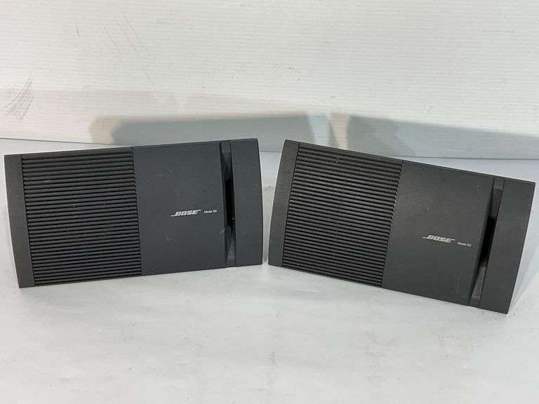 Bose Model 100 Speakers with Black Finish - Hash Auctions
