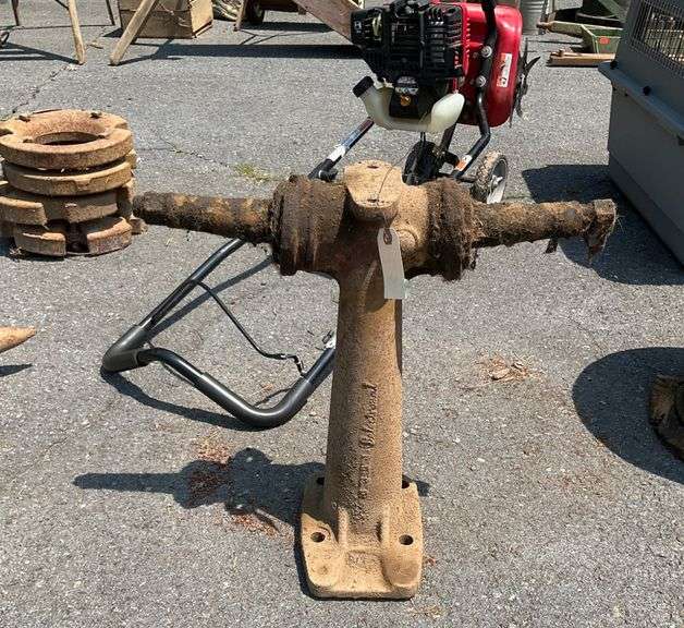 Cast Iron Industrial Spindle from the Pope Estate - Hash Auctions