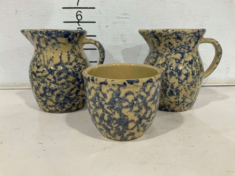 Robinson Ransbottom Blue and Cream Spongeware Pitchers and Cup - Hash ...