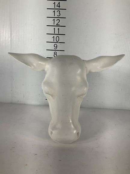 White Ceramic Animal Head Bust Sculpture - Hash Auctions