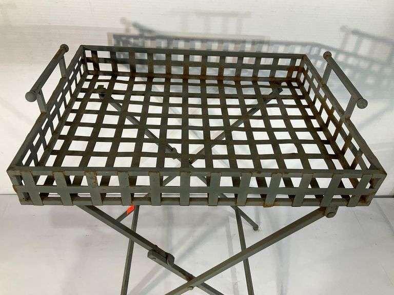 Metal Lattice Tray Table with Foldable Stand - Hash Auctions