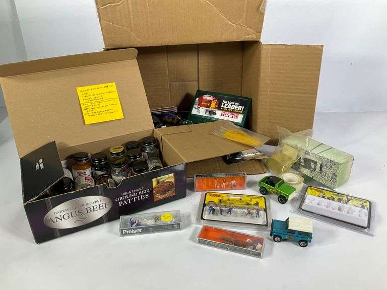 Model Train Accessories, Paints, Miniature Figures, and Toy Vehicles ...