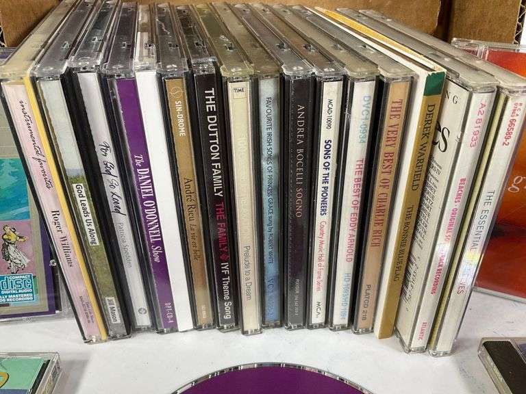 Music CDs Featuring Various Artists and Genres - Hash Auctions