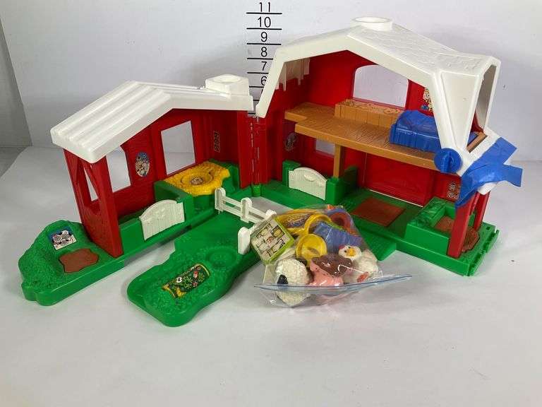 Fisher-Price Red Barn Playset with Animal Figures and Accessories ...