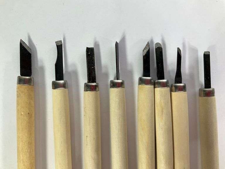 Eight Carving Tools with Wooden Handles - Hash Auctions