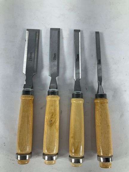 Four Chisels with Varying Blade Widths - Hash Auctions