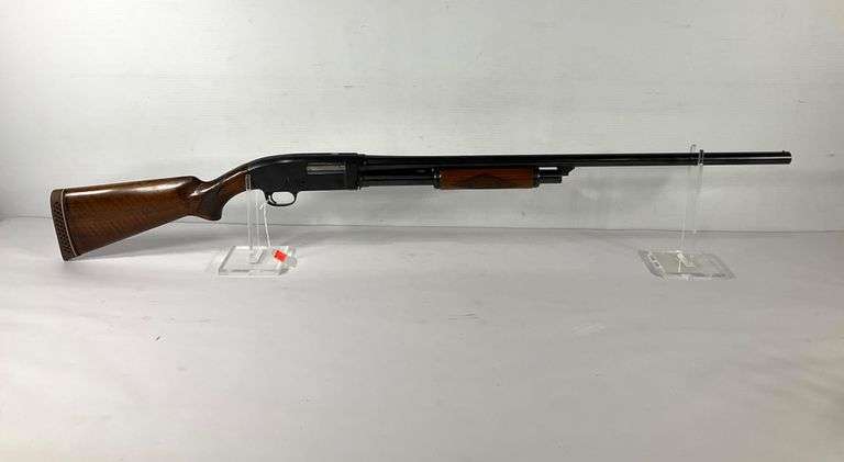 Stevens Model 620A Pump-Action Shotgun, 12 Gauge (FFL BACKGROUND CHECK ...