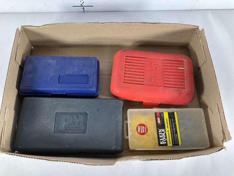 Tool Kits and Accessories in Partial Sets - Hash Auctions