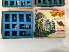 Sets of Grenadier Models Metal Miniature Figures with Boxes - Hash Auctions
