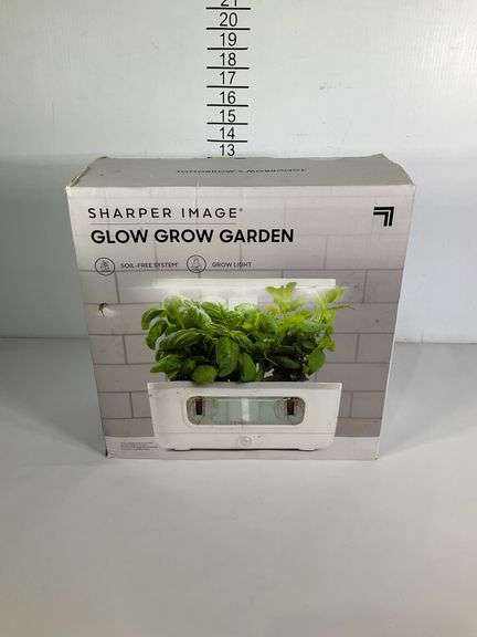 Sharper Image Glow Grow Garden with Soil-Free System and Grow Light ...