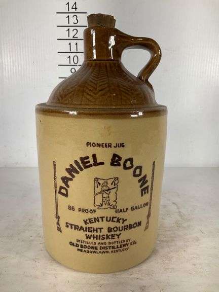 Daniel Boone Pioneer Jug for Kentucky Straight Bourbon Whiskey by Old ...