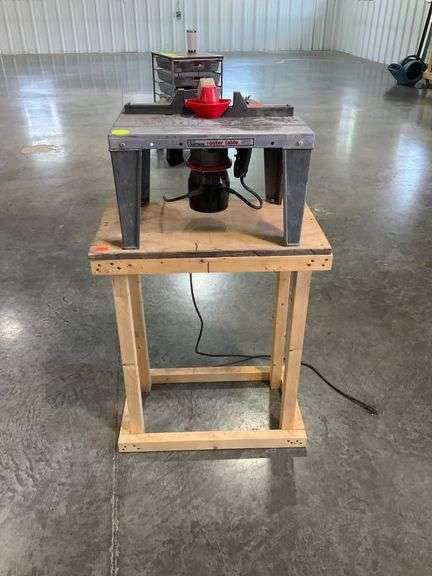 Sears Craftsman Router Table With 1 1/2 HP Router, - Hash Auctions