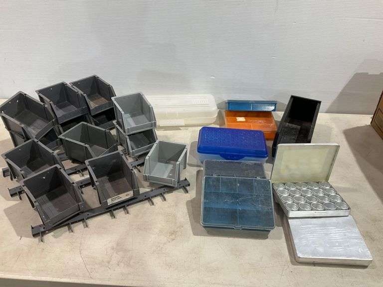 Plastic Storage Bins and Containers With Metal Case - Hash Auctions