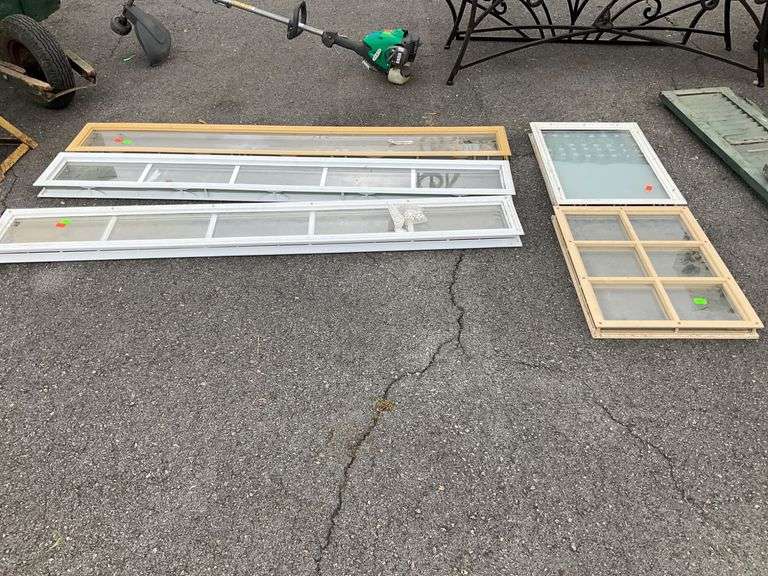 Multi-Pane Window Frames in Various Sizes and Styles - Hash Auctions