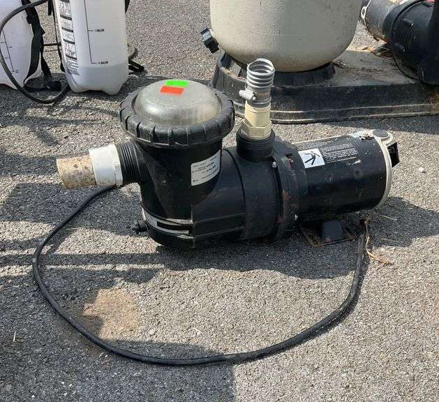 AO Smith 1.0 HP Pool Pump with Serial Number 281073M - Hash Auctions