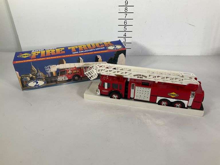 Sunoco 1995 Collector’s Edition Aerial Tower Fire Truck Model - Hash ...