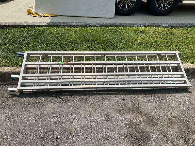 Aluminum Bi-Fold Loading Ramp with 20”W Closed and 40”W Open Dimensions ...