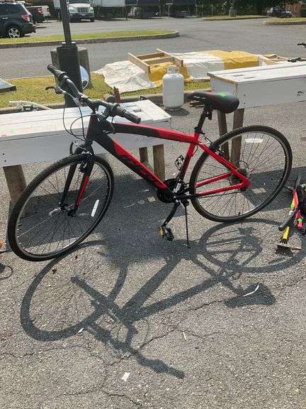 Hyper SpinFit 700c Fitness Bike With Shimano Components - Hash Auctions