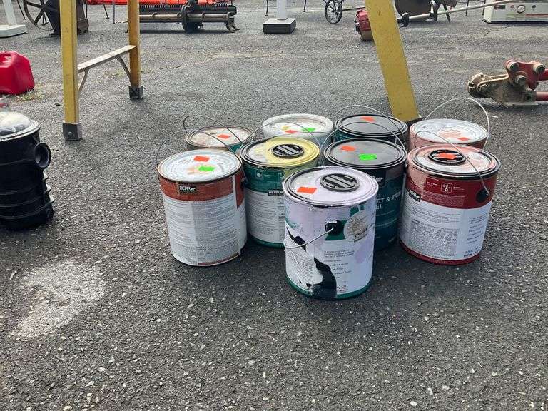 Paint Containers in Various Colors and Brands - Hash Auctions