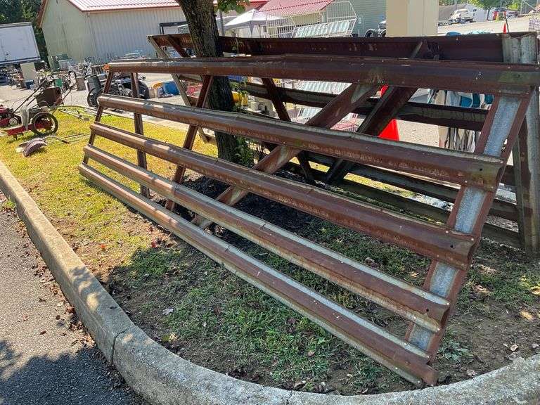 Galvanized Farm Gate, Five Panel High, 14’L - Hash Auctions