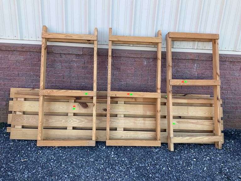 Three Upright Frames and Three Slatted Panels - Hash Auctions