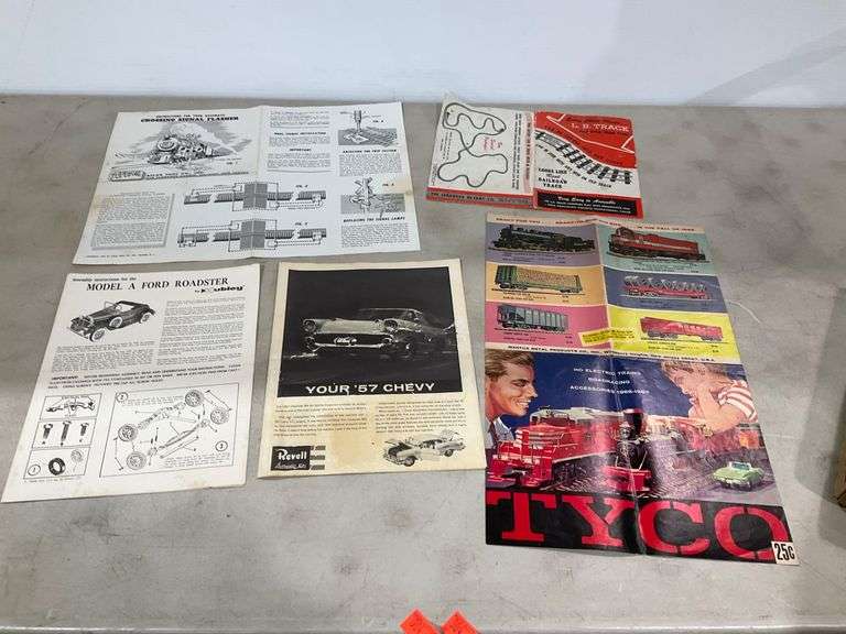 Vintage Model Kit and Train Ephemera, Including TYCO and Revell ...
