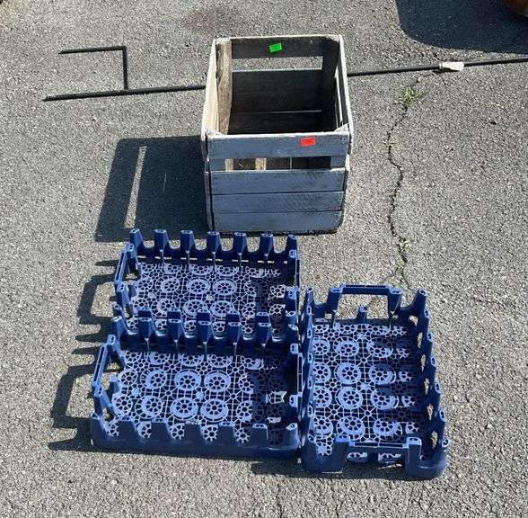 3 Plastic Pepsi Crates and 1 Wooden Crate - Hash Auctions