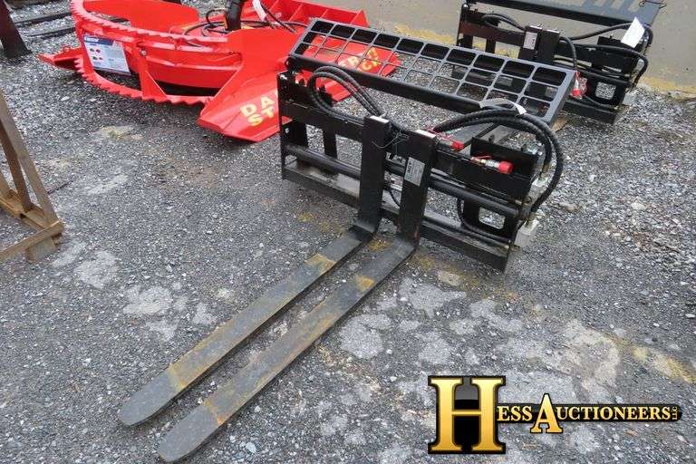 AGT SAZD FORK SET SKID STEER ATTACHMENT - Hess Auctioneers