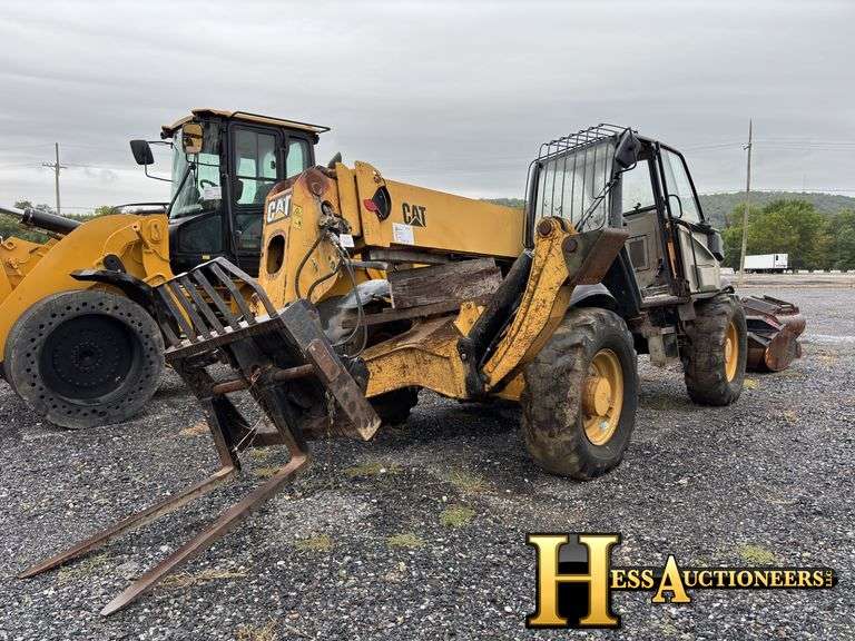 CAT TH560B TELEHANDLER, NON RUNNER - Hess Auctioneers