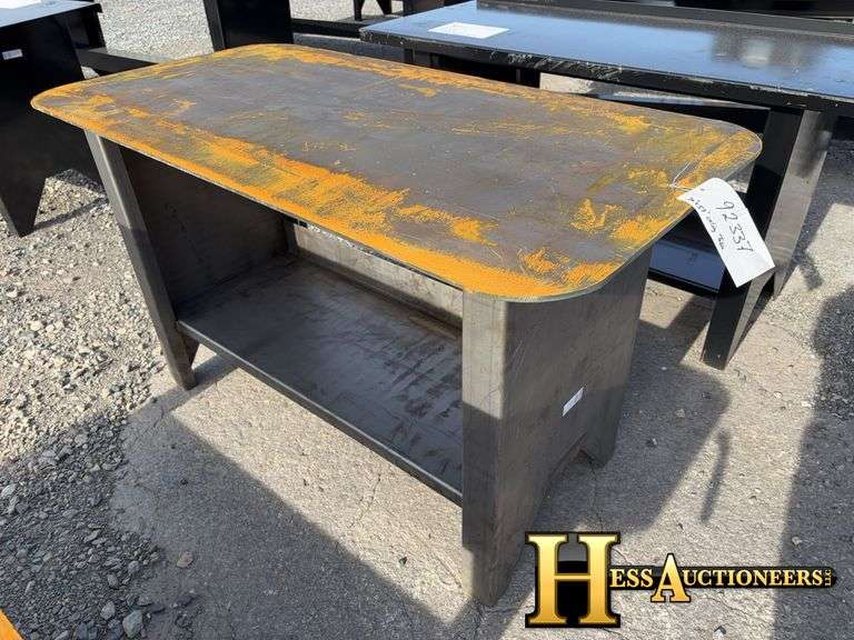 2025 KC WELDING TABLE - Hess Auctioneers