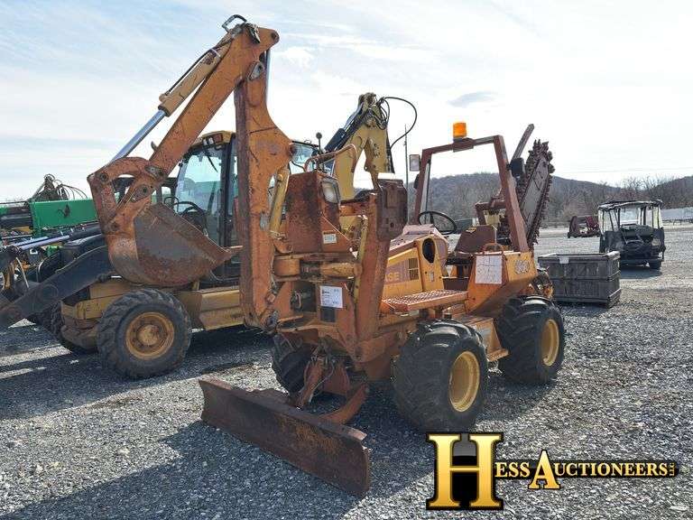 1994 CASE 560 TRENCHER - Hess Auctioneers