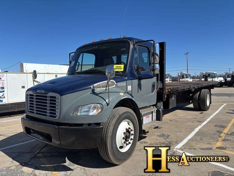 2016 FREIGHTLINER M2 FLATBED TRUCK - Hess Auctioneers