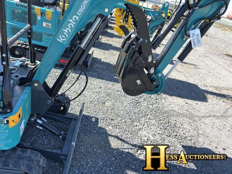 2025 DIGMASTER DM200 MINI COMPACT EXCAVATOR - Hess Auctioneers