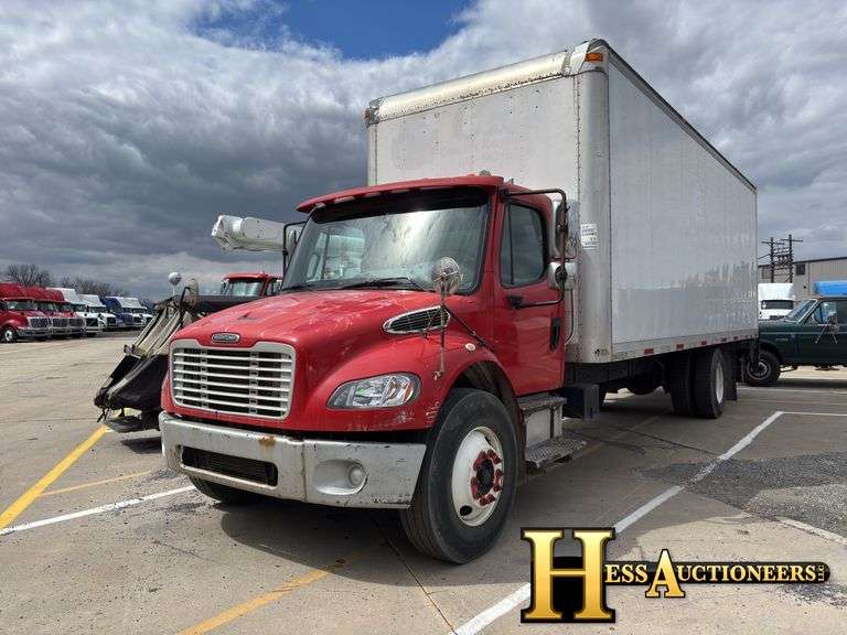2007 FREIGHTLINER BOX TRUCK - Hess Auctioneers