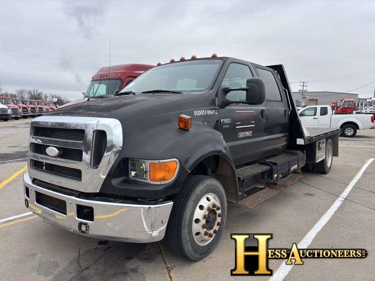 2007 FORD F650 FLATBED TRUCK - Hess Auctioneers