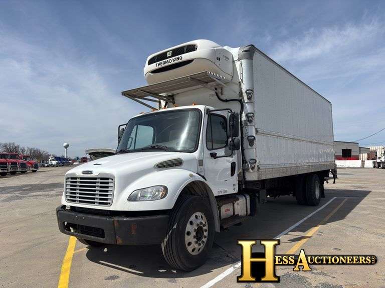 2019 FREIGHTLINER M2 REEFER BOX TRUCK - Hess Auctioneers