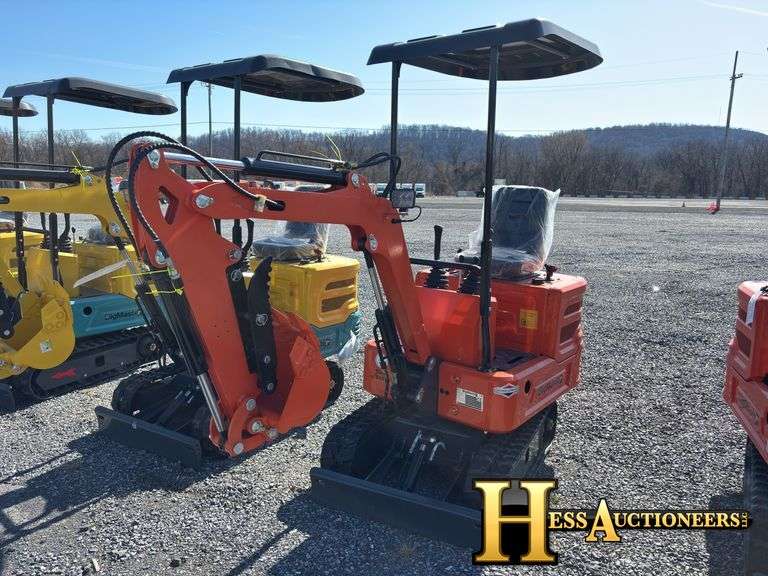 2025 DIGMASTER DM100 PRO MINI COMPACT EXCAVATOR - Hess Auctioneers